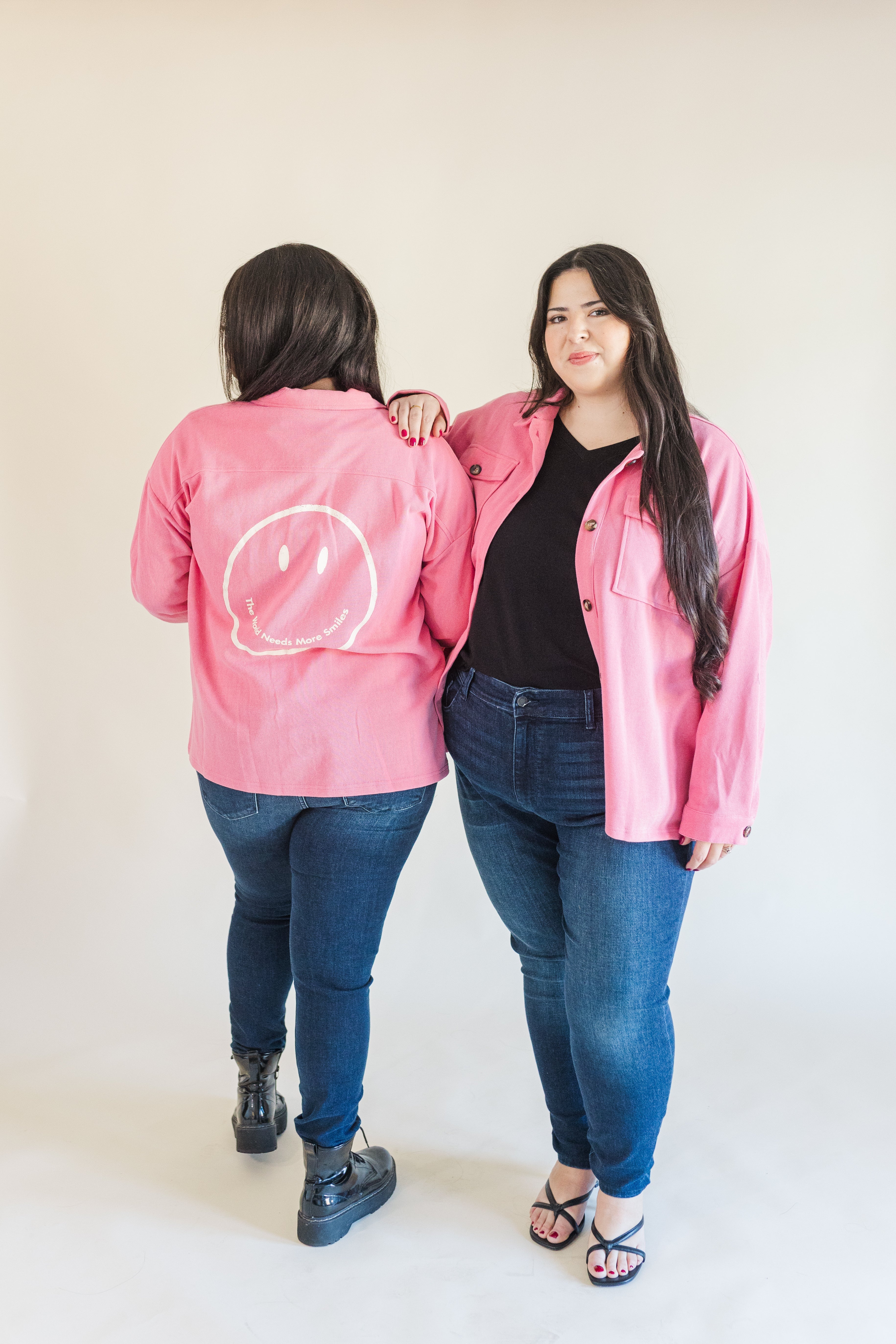 Jordan Smiley Face Knit Shacket in Pink – Ari + Ava